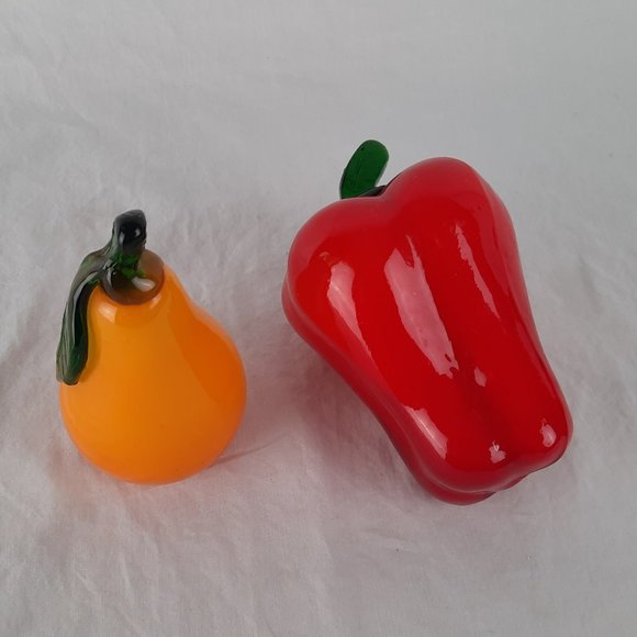 Vintage | Accents | Vintage Art Glass Pear Pepper | Poshmark